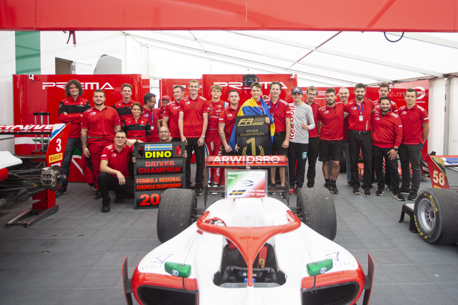 Dino Beganovic – Racing driver / Ferrari Driver Academy member