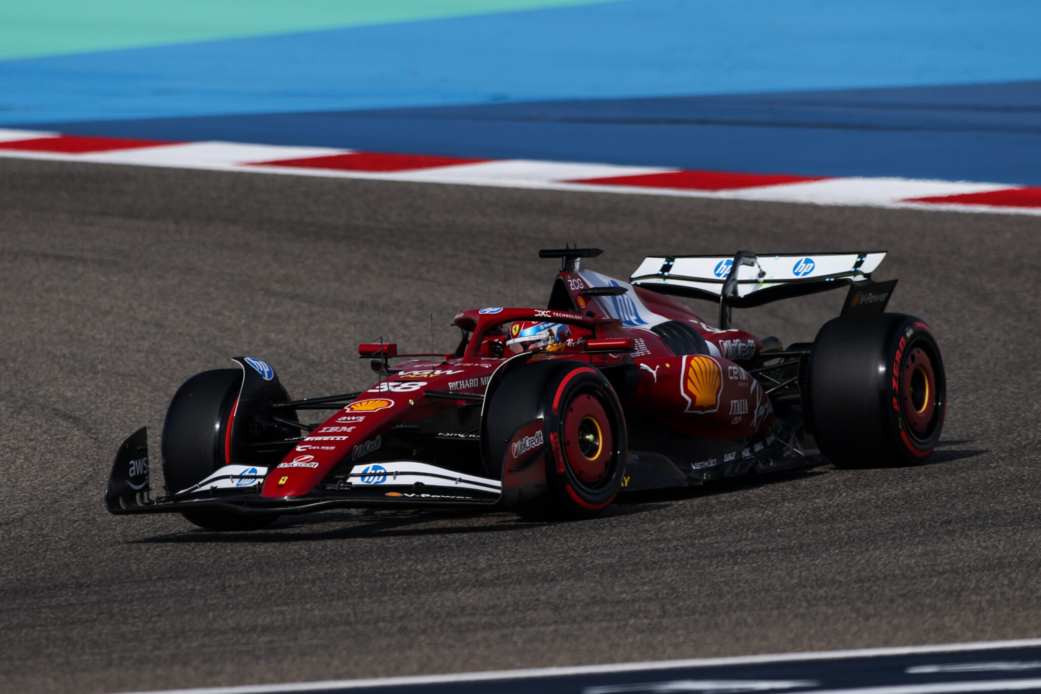 Karriärens första officiella Formel 1-pass avklarat för Dino Beganovic ...