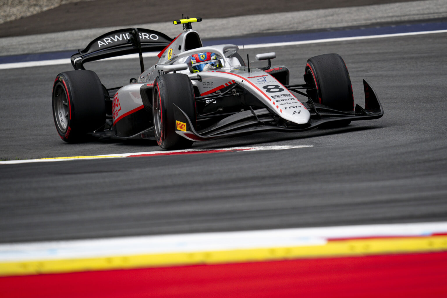 Dino Beganovic – Racing driver / Scuderia Ferrari Driver Academy